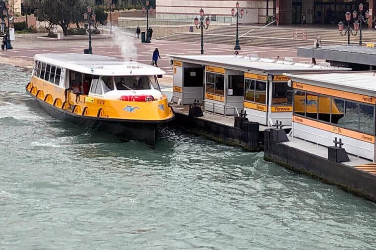 Alilaguna Water Bus Tickets - Transport for Venice and Marco Polo Airport